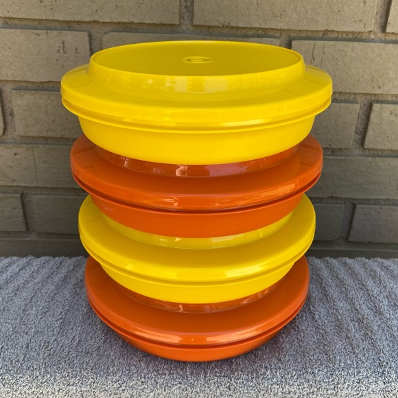 Tupperware | Kitchen | Vintage Tupperware Seal N Serve Set Of 4 | Poshmark